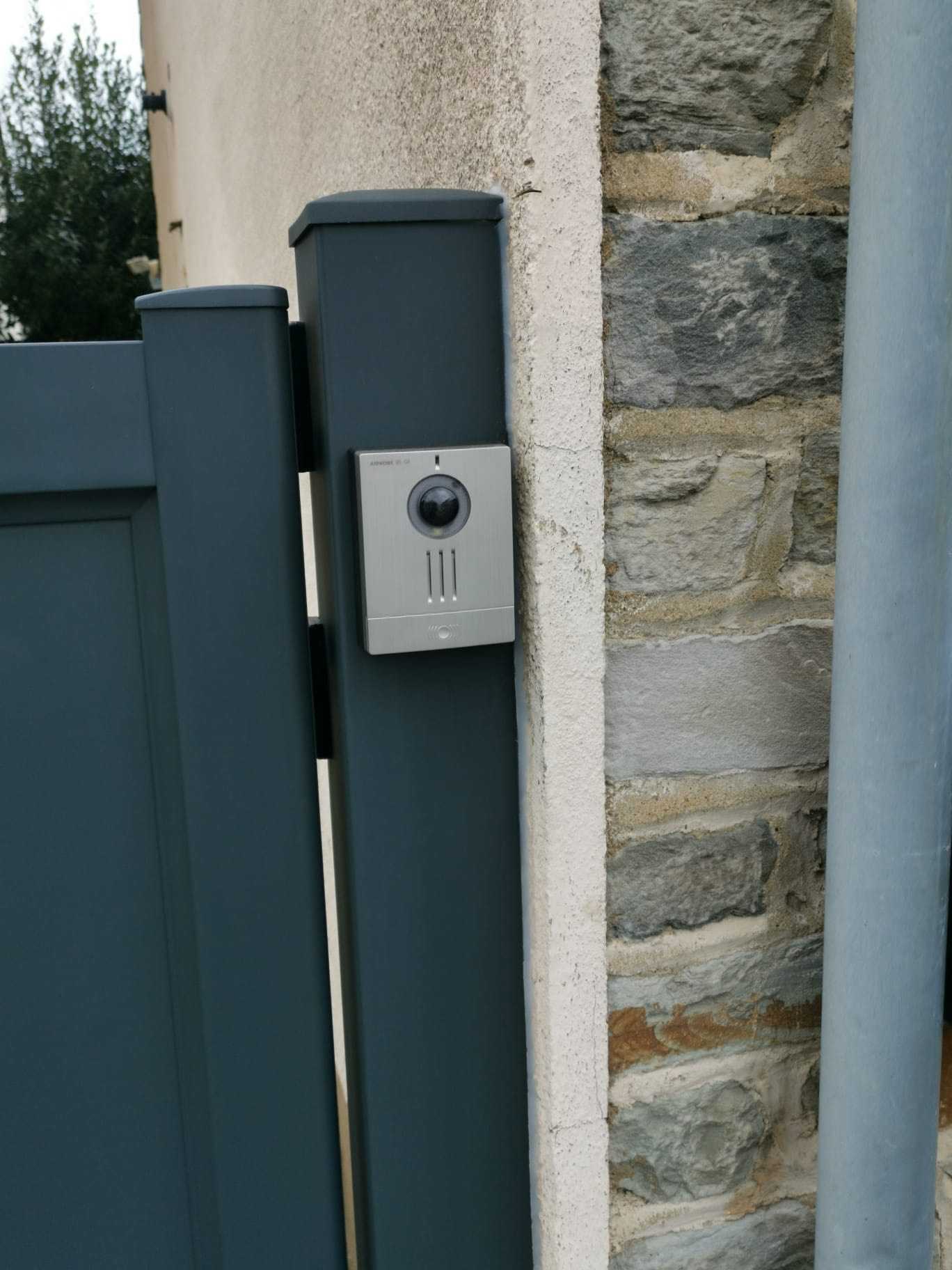 Portillon et portail aluminium avec visiophone - Rennes